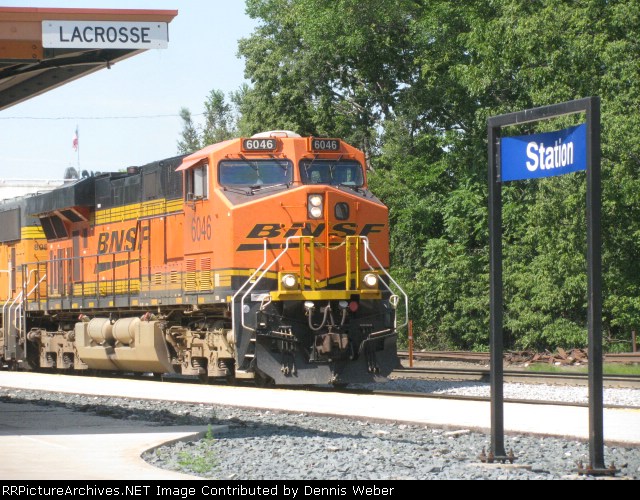 BNSF 6046 Tomah Sub.
